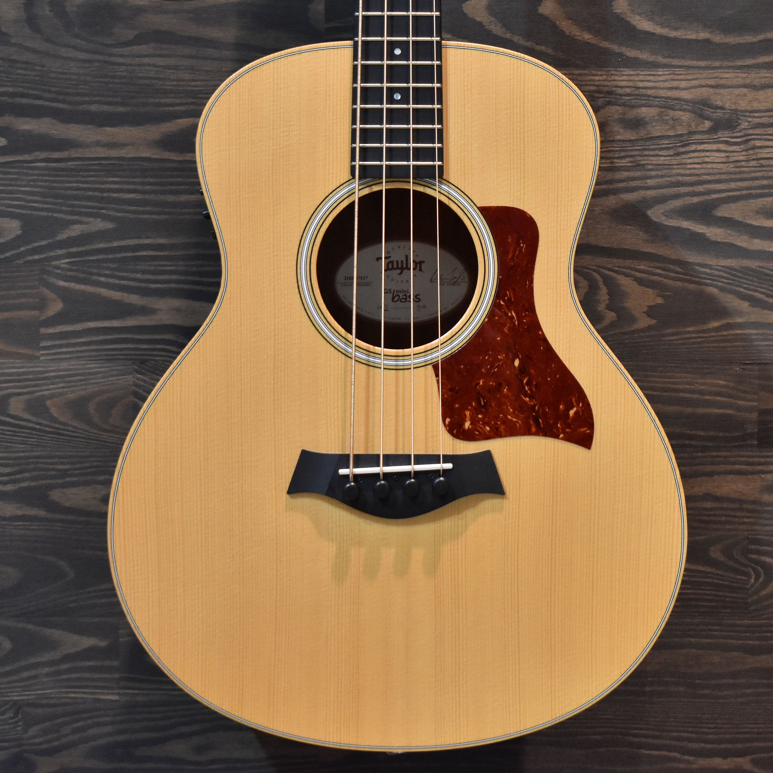 Taylor GS Mini-E Bass Electro-Acoustic Bass Guitar w/Gig Bag (Pre-Owne ...